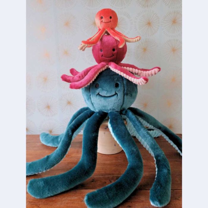 snuggles the octopus